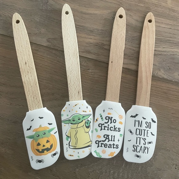 Williams Sonoma | Kitchen | Nwot William Sonoma Halloween Themed Mini ...